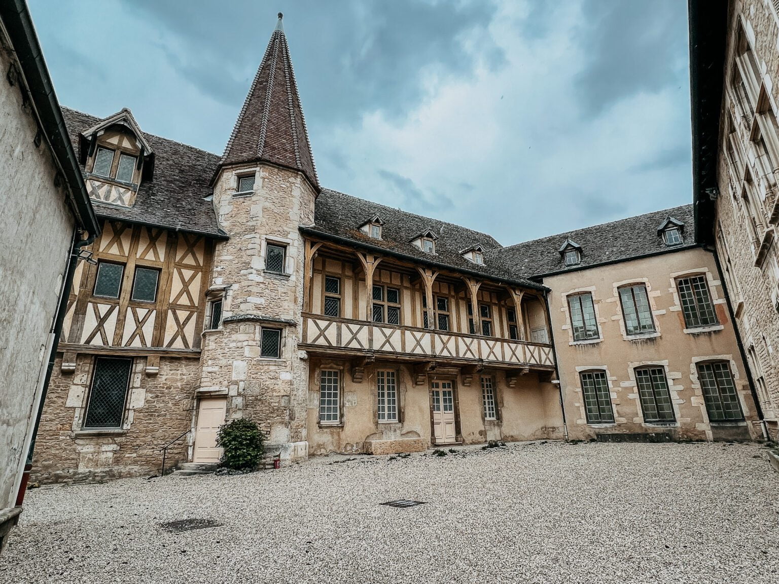 Your Complete Guide To Beaune, France: 10 Frequently Asked Questions ...
